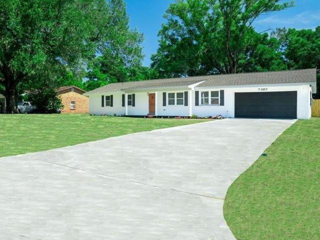 7267 Lenora St, Pensacola, FL 32526