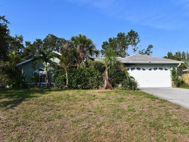 7267 Peacock Ln, Englewood, FL 34224