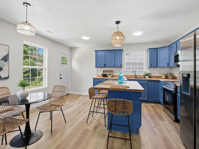 7267 Woodside Drive
