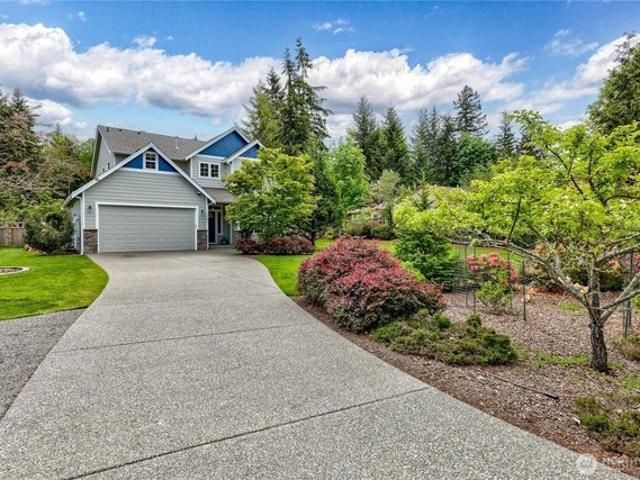 7260 Alpenview Pl NW, Seabeck, WA 98380