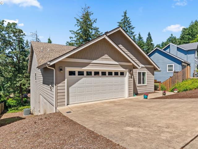 7260 glacier dr