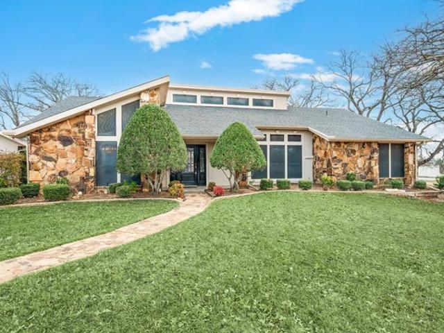 7260 Hudson Cemetery Rd, Mansfield, TX 76063