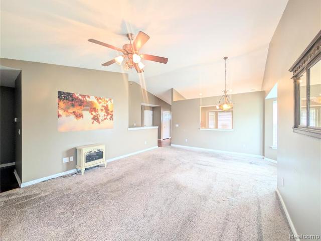 7260 Lindsey Drive