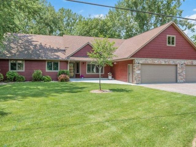 7261 Mill Rd, Centerville, MN 55038