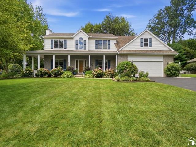 7261 Silo Meadows Dr, Temperance, MI 48182