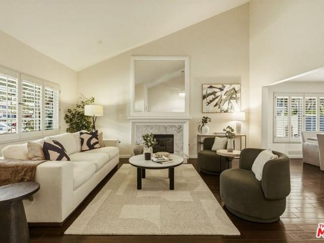 7262 Elmsbury Ln, West Hills, CA 91307