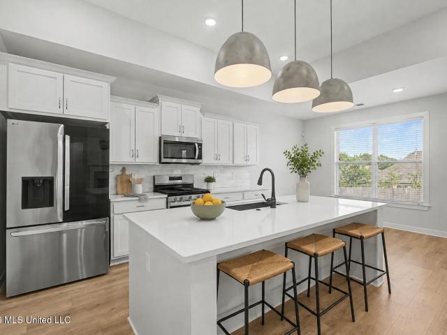 7262 Ravens Lane