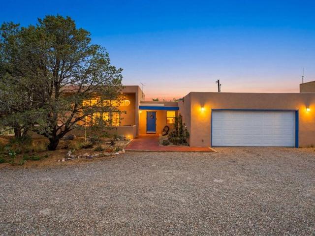 726 1 Tramway Vista Ct NE, Albuquerque, NM 87122