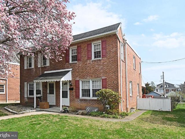 726 Buttonwood Street