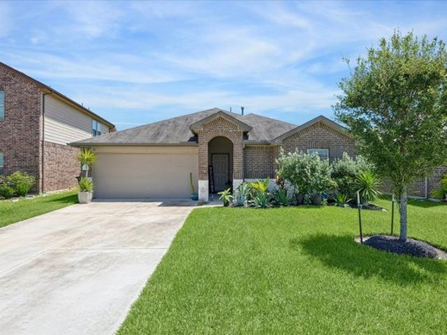 726 Desert Pea Ln, Arcola, TX 77583