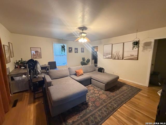 726 Encino Dr