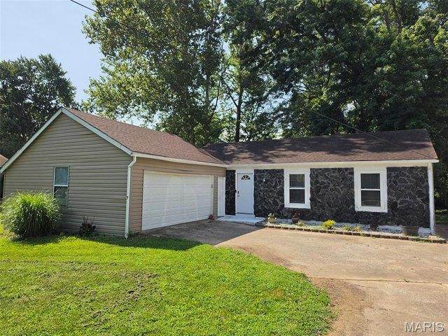 726 Lake Ave, Collinsville, IL 62234