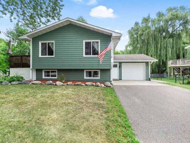 726 Montrose Blvd, Buffalo, MN 55313