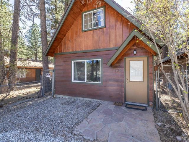 726 Maltby Blvd, Big Bear City, CA 92314 | MLS #32405