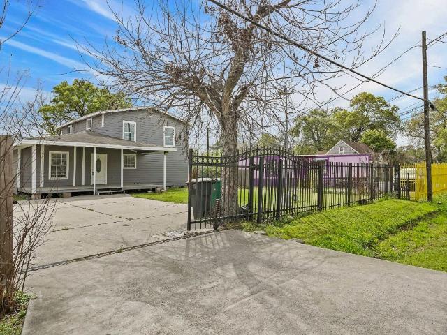 726 McDaniel St, Houston, TX 77022 | MLS #72288