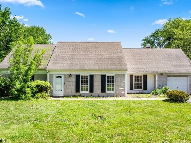 726 New Brunswick Rd, Franklin Twp, NJ 08873
