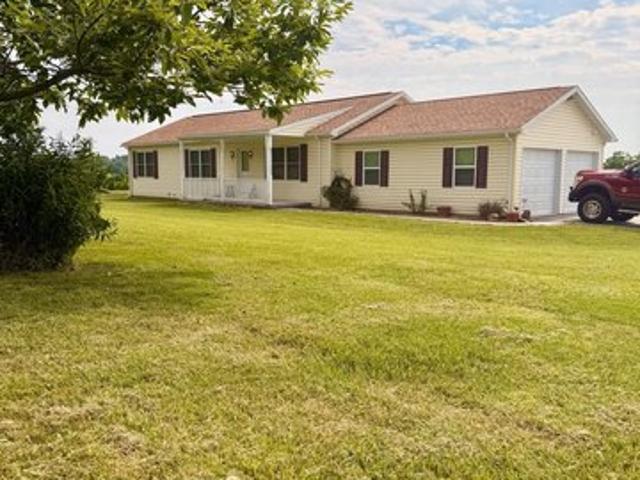 726 S Baltimore St, Dillsburg, PA 17019