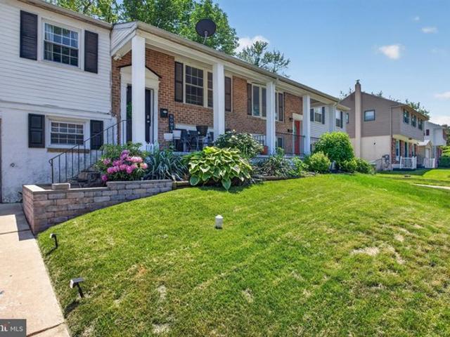 726 Plumtree Ln, Claymont, DE 19703