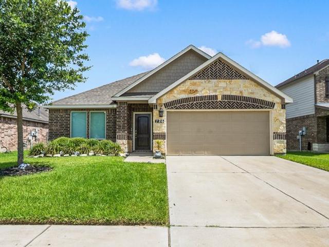 726 Rim Water Dr, Alvin, TX 77511
