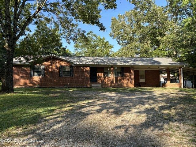 726 W Cooper St, Ripley, MS 38663