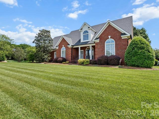 726 Tom Morris Lane SW