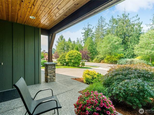 726 Twin Brooks Drive