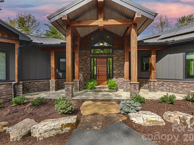 726 Ugugu Drive
