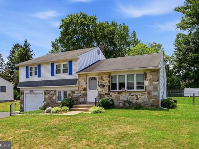 726 Violet Rd, Warminster, PA 18974