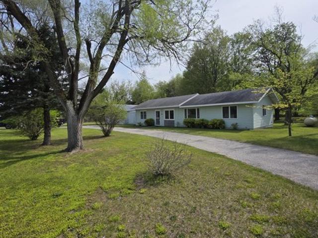 7274 N Oceana Dr, Hart, MI 49420
