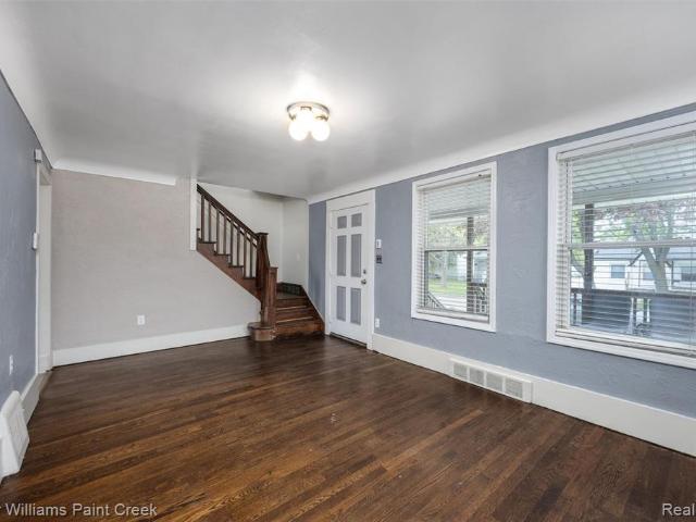 7275 Orchard Avenue