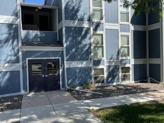 7275 S Xenia Cir Apt B, Centennial, CO 80112