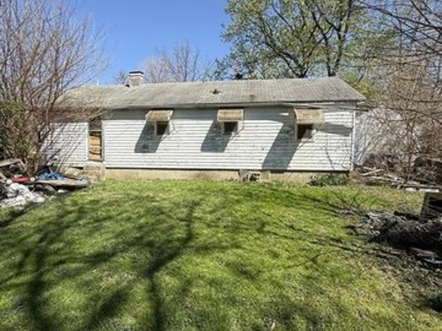 7276 N Green Meadows Est, Fairland, IN 46126