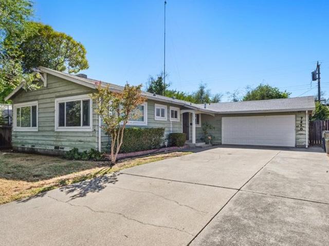 7270 Amherst St, Sacramento, CA 95822