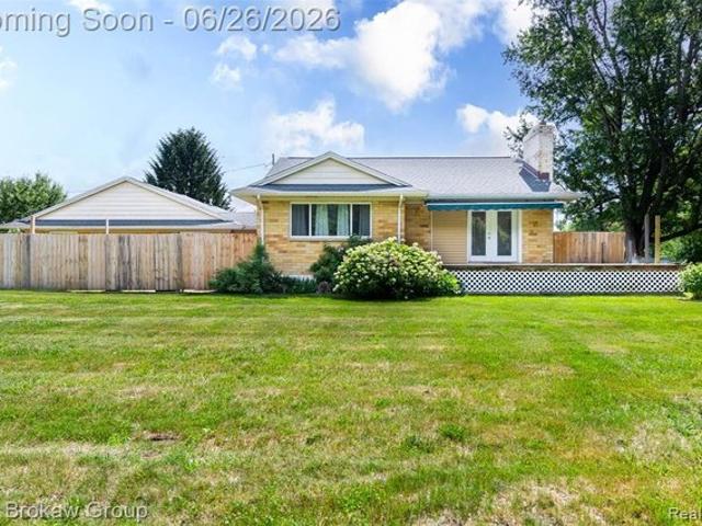 7272 N Lapeer Rd, Rich Township, MI 48435