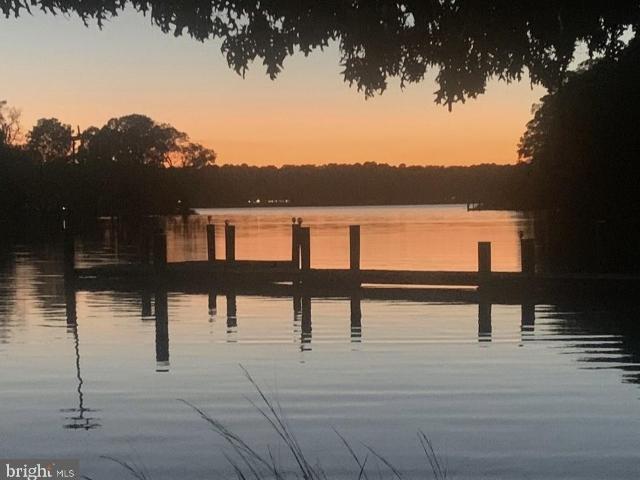 7272 Waverly Island Road