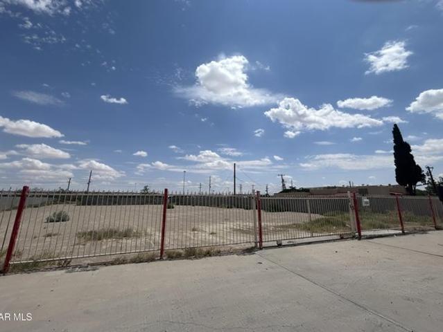 7273 Alameda Ave, El Paso, TX 79915