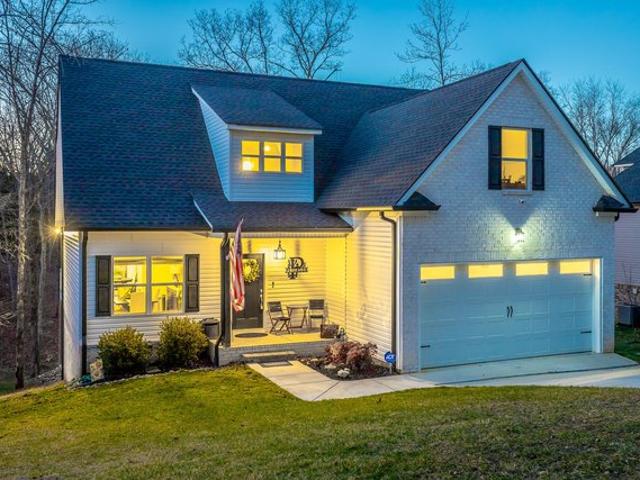 7273 Ron Rd, Ooltewah, TN 37363