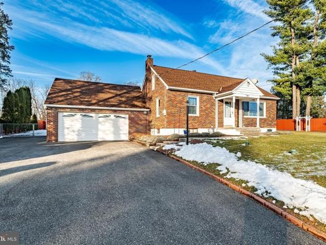 727 Brownsville Rd, Reading, PA 19608