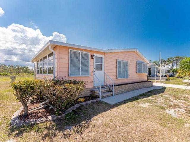 727 Butterfield Cir, Englewood, FL 34223