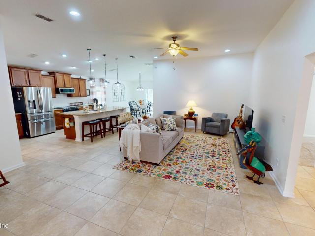 727 Glendale Ln, Orange Park, FL 32065 | MLS #2109 | Compass