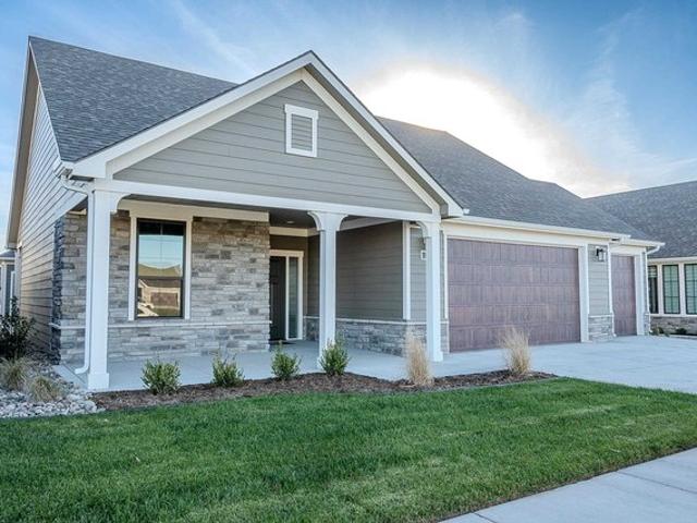 727 E Lexington Ln, Andover, KS 67002