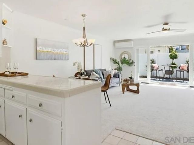 727 F Ave, Coronado, CA 92118