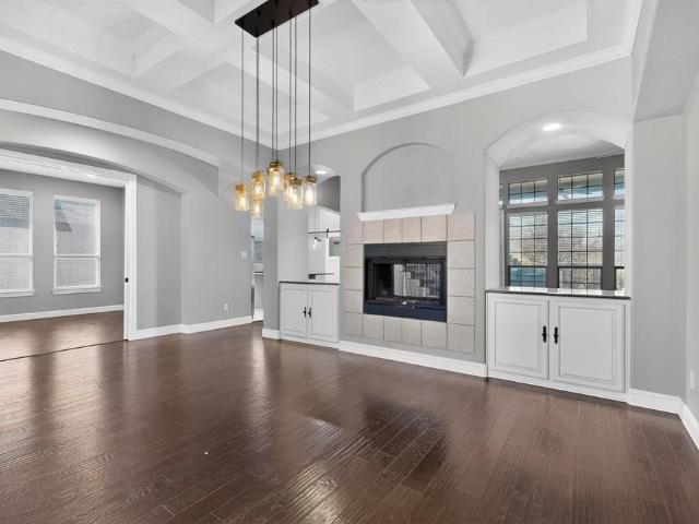 727 Fairfax Lane