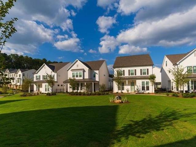 727 Farmstead Rd, Suwanee, GA 30024