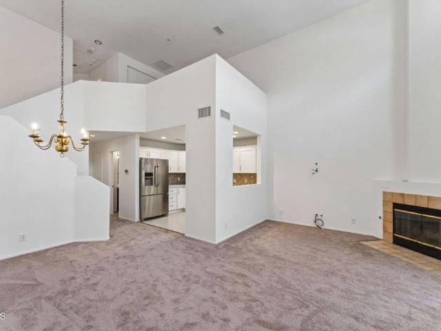 727 Kingfisher Way