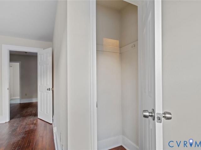 727 Harding St, Petersburg, VA 23803 | MLS #2610