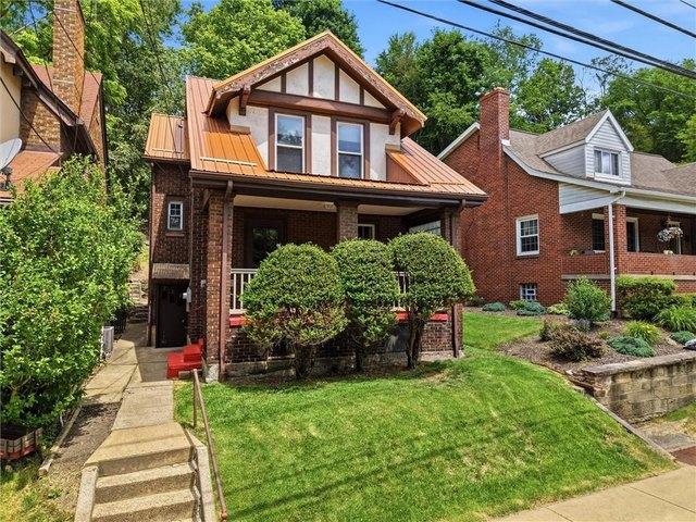 727 High St, Freeport, PA 16229