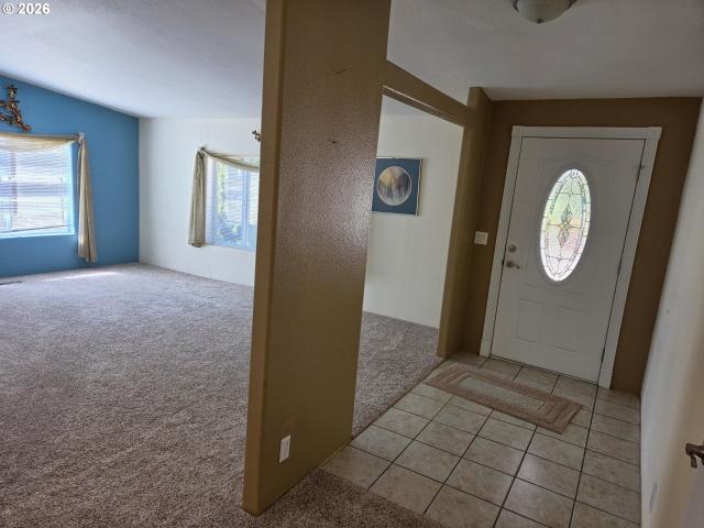 727 hilltop dr