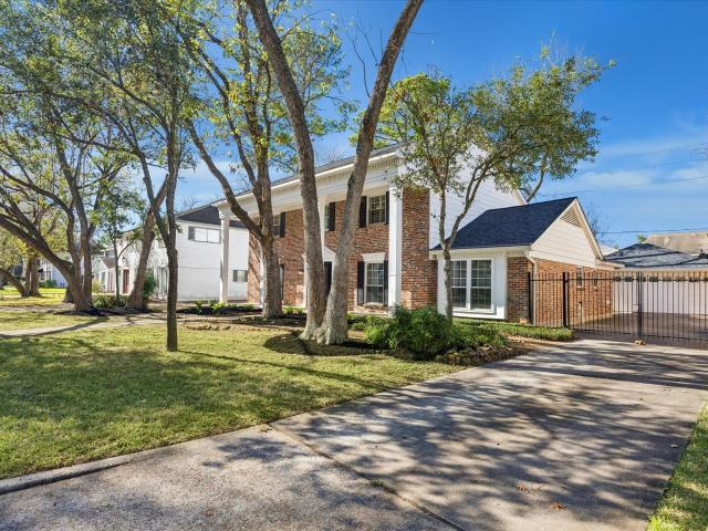727 Langwood Dr, Houston, TX 77079 | MLS #21359