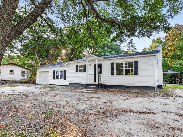 727 Levee Drive